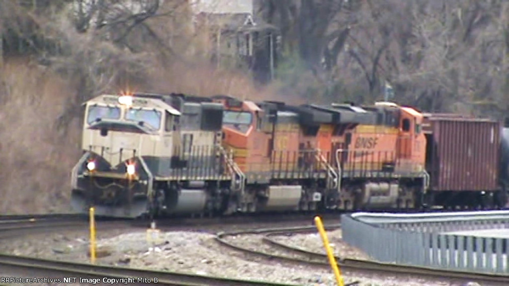 BNSF 9820